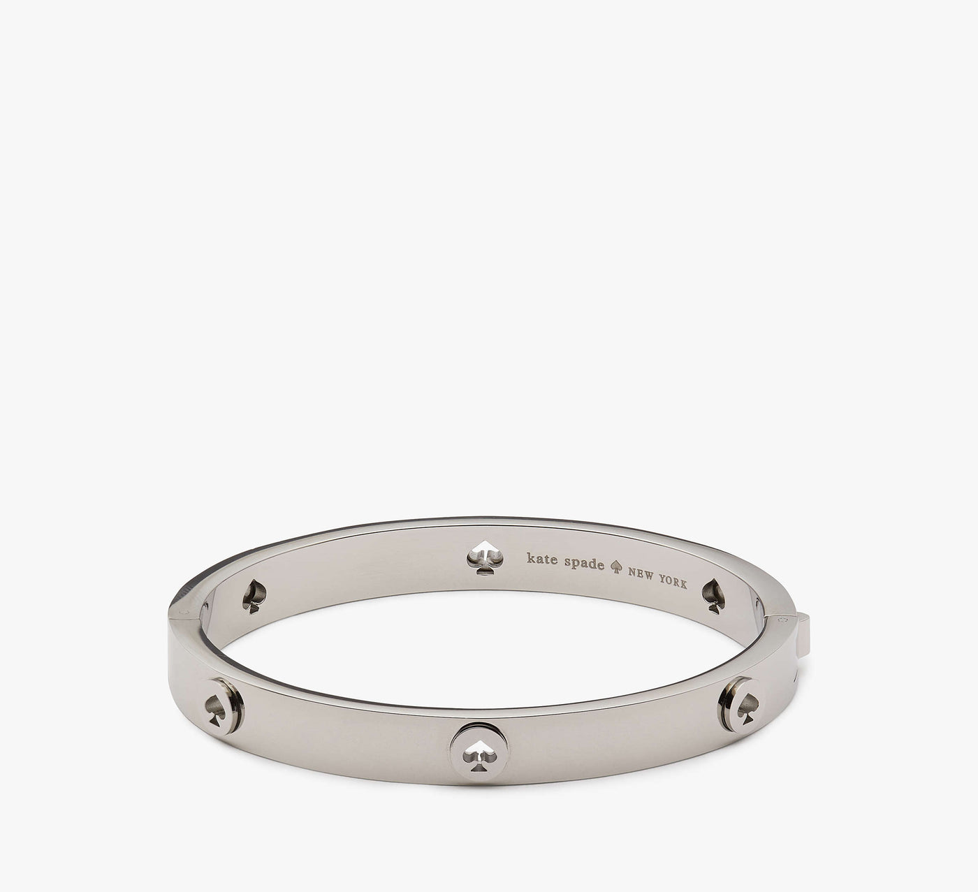 Kate Spade - Spot The Spade Studded Hinged Bangle | Brazalete para Dama